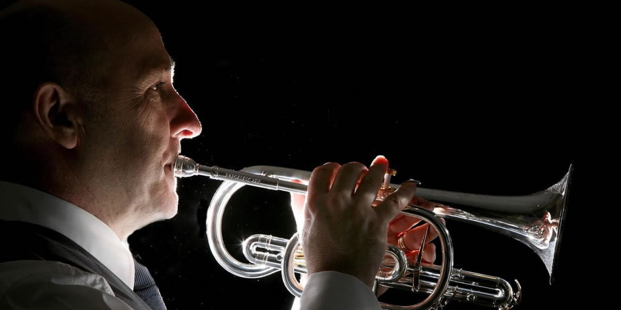 「コルネットは非常に万能な楽器で、素晴らしいレパートリーがあります」演奏家インタビュー：ロジャー・ウェブスター氏（コルネット奏者 Roger ...